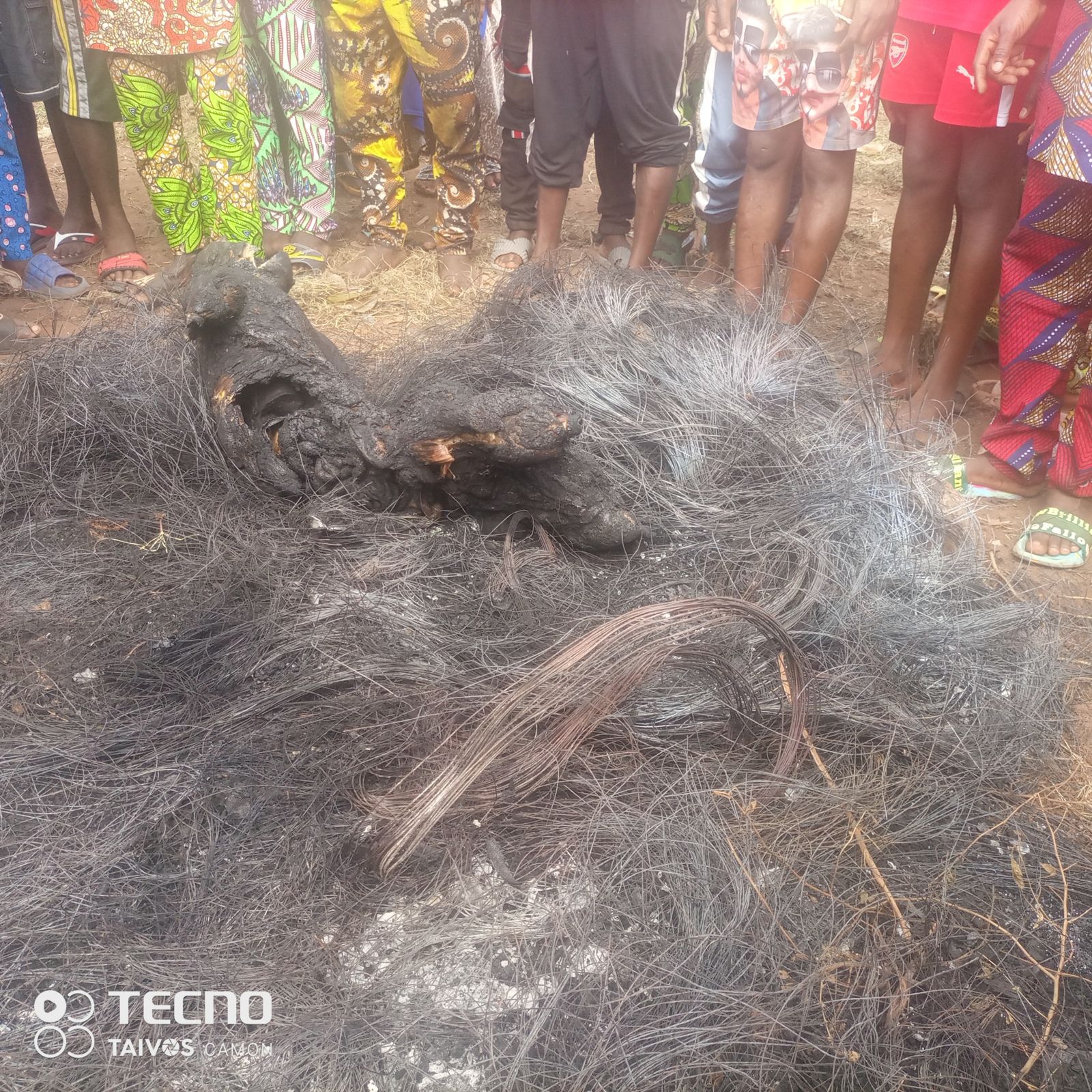 Akpro-Missérété : un présumé voleur brûlé vif par la population - Benin ... Akpro-Missérété : un présumé voleur brûlé vif par la population - Benin ...