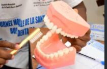 Cuisine : préparation du Atassi ou watché ou Ayimolou - Benin News